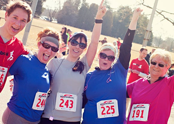 Cheer Station: Race Celebrations 4/1/13! - Women's Running