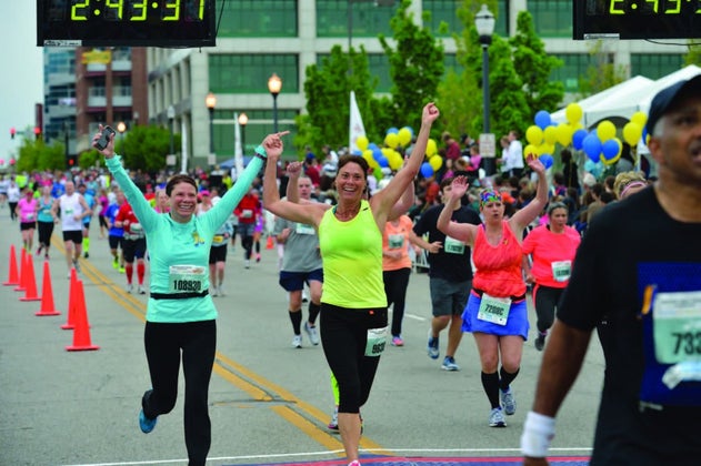 Rave Race: Kentucky Derby Festival Marathon - Women's Running