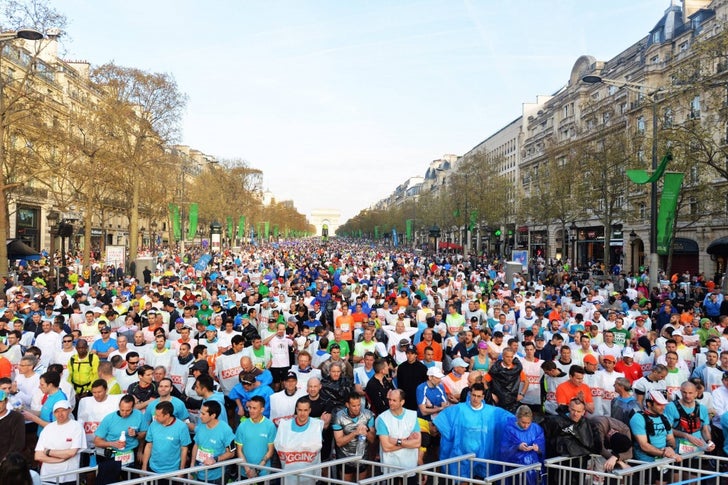 11 Gorgeous Photos of the Paris Marathon - Women's Running