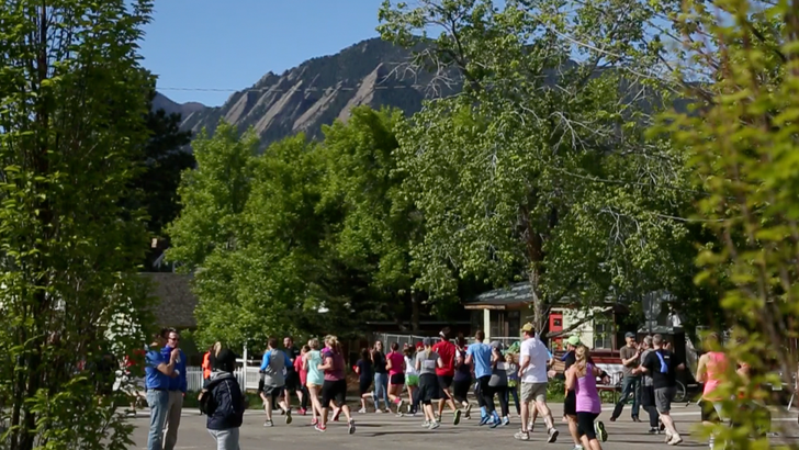 14 Photos Of The Iconic Bolder Boulder 10K - Women's Running