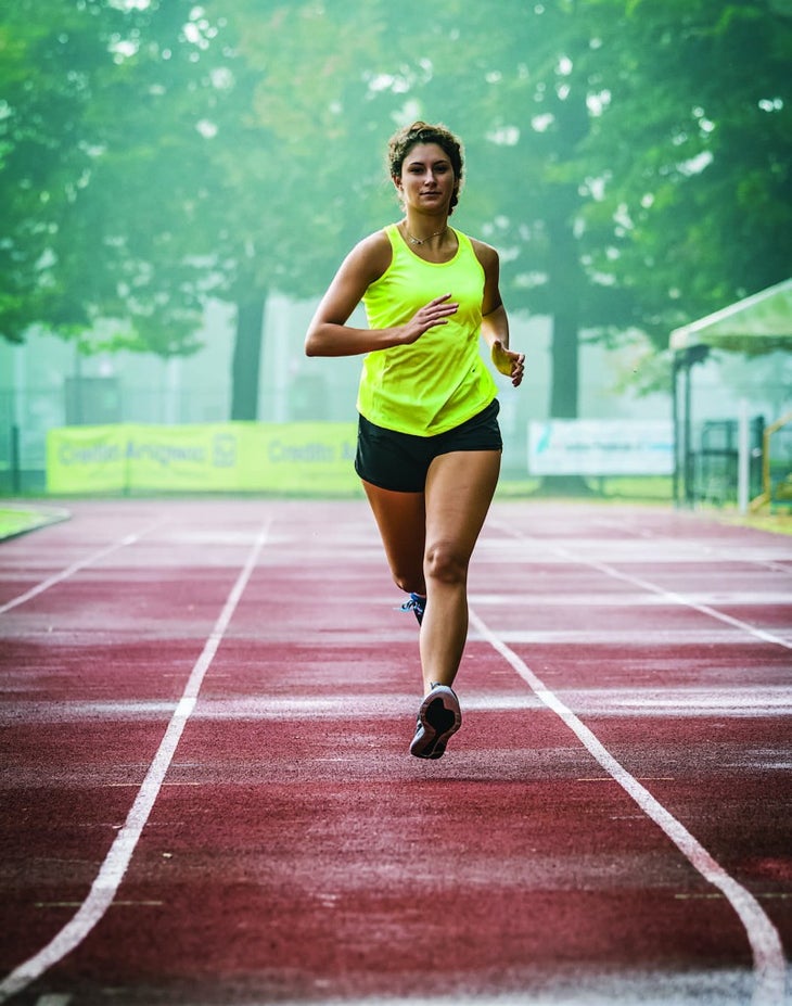 Hit The Track With These 3 Speed-Building Workouts - Women's Running