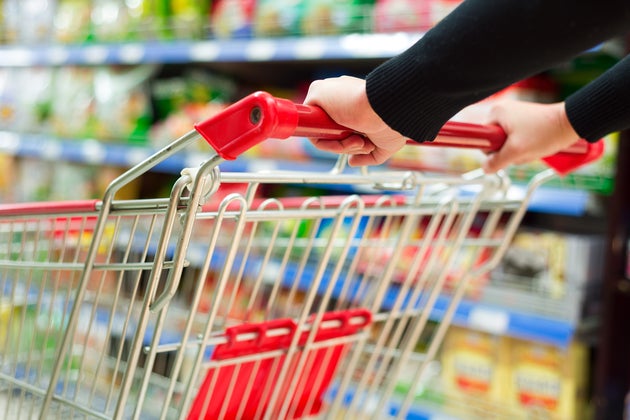 30 Thoughts Runners Have While At The Grocery Store