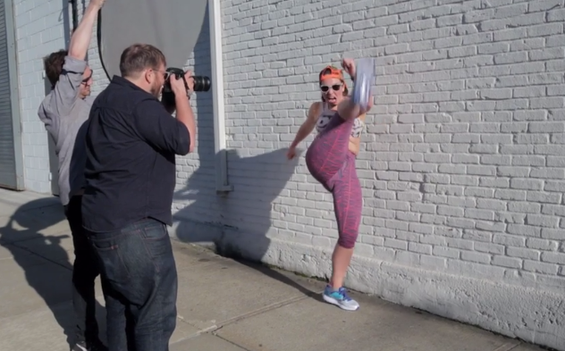 Check Out Our Hilarious Cover Shoot With Kelly Roberts - Women's Running