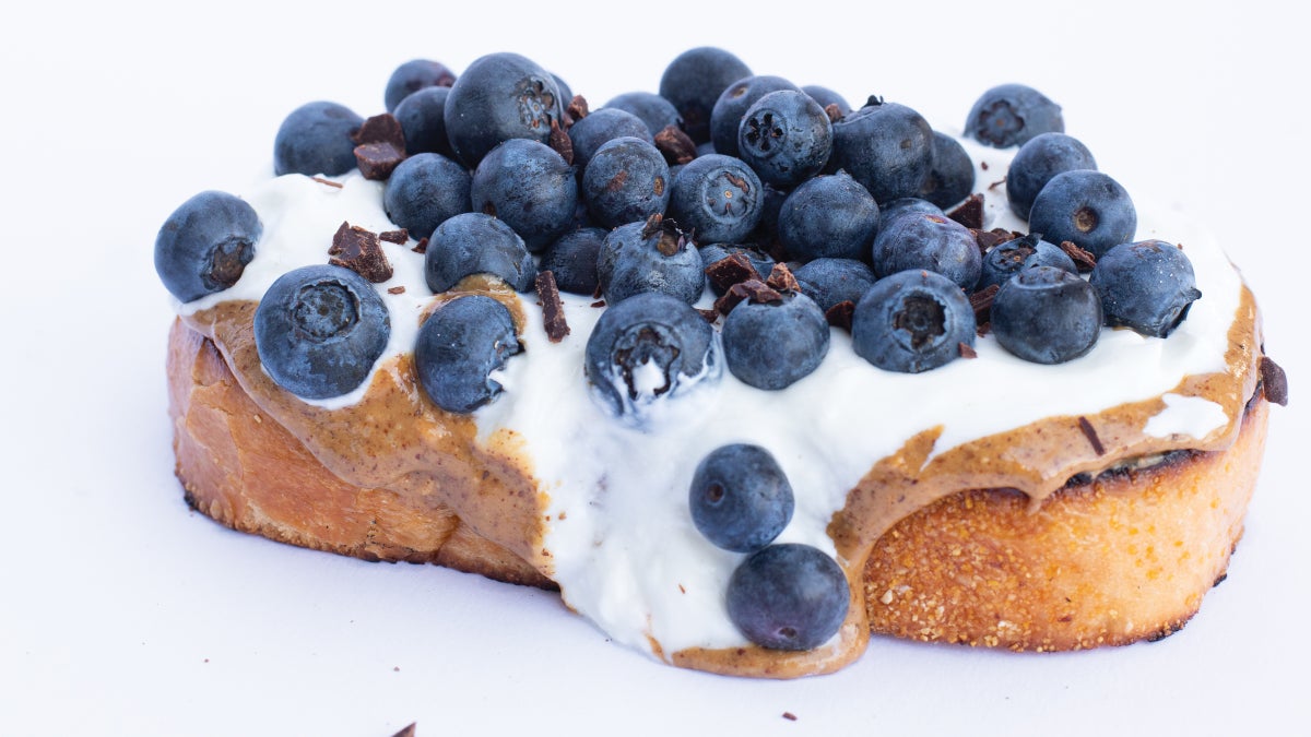 Upgrade Your Toast Game With These 14 Delicious Combinations - Women's ...