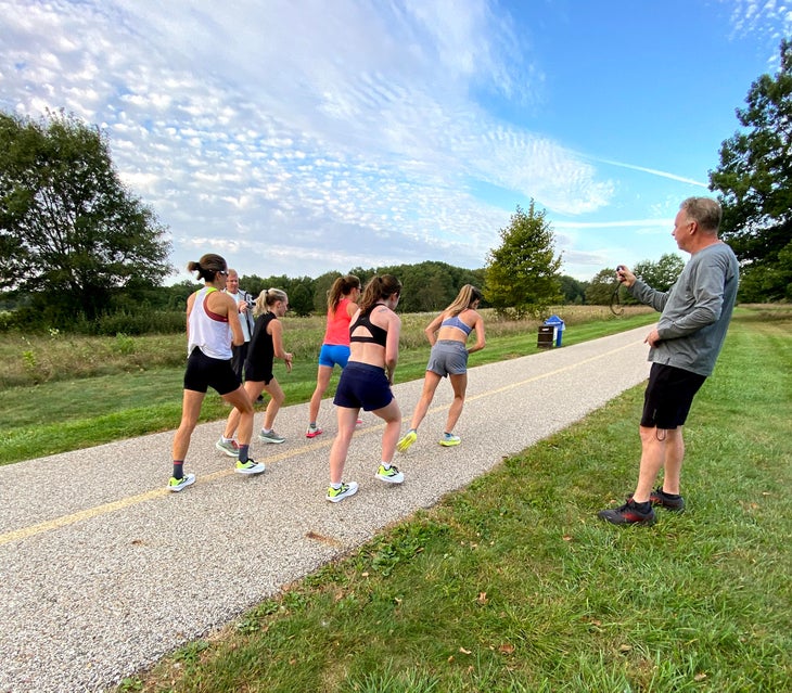 When Marathon Training is a Team Sport - Women's Running