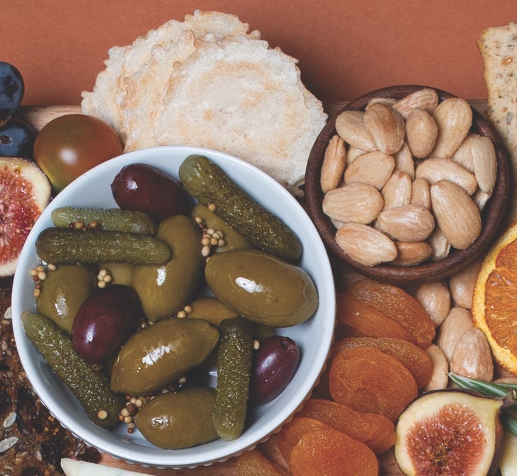How to Make Your Best Cheese Board Ever - Women's Running