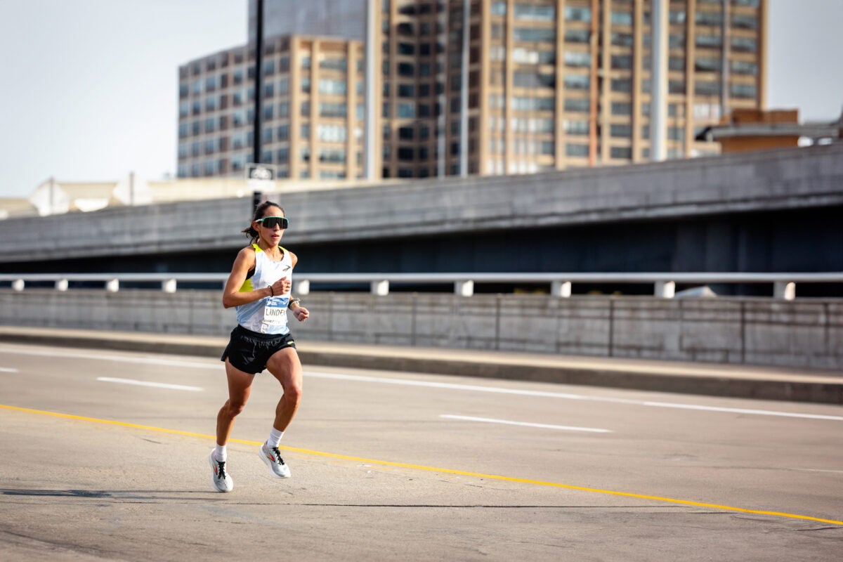 Des Linden in Her Masters’ Era: “I’m Glad I’m 40” - Women's Running